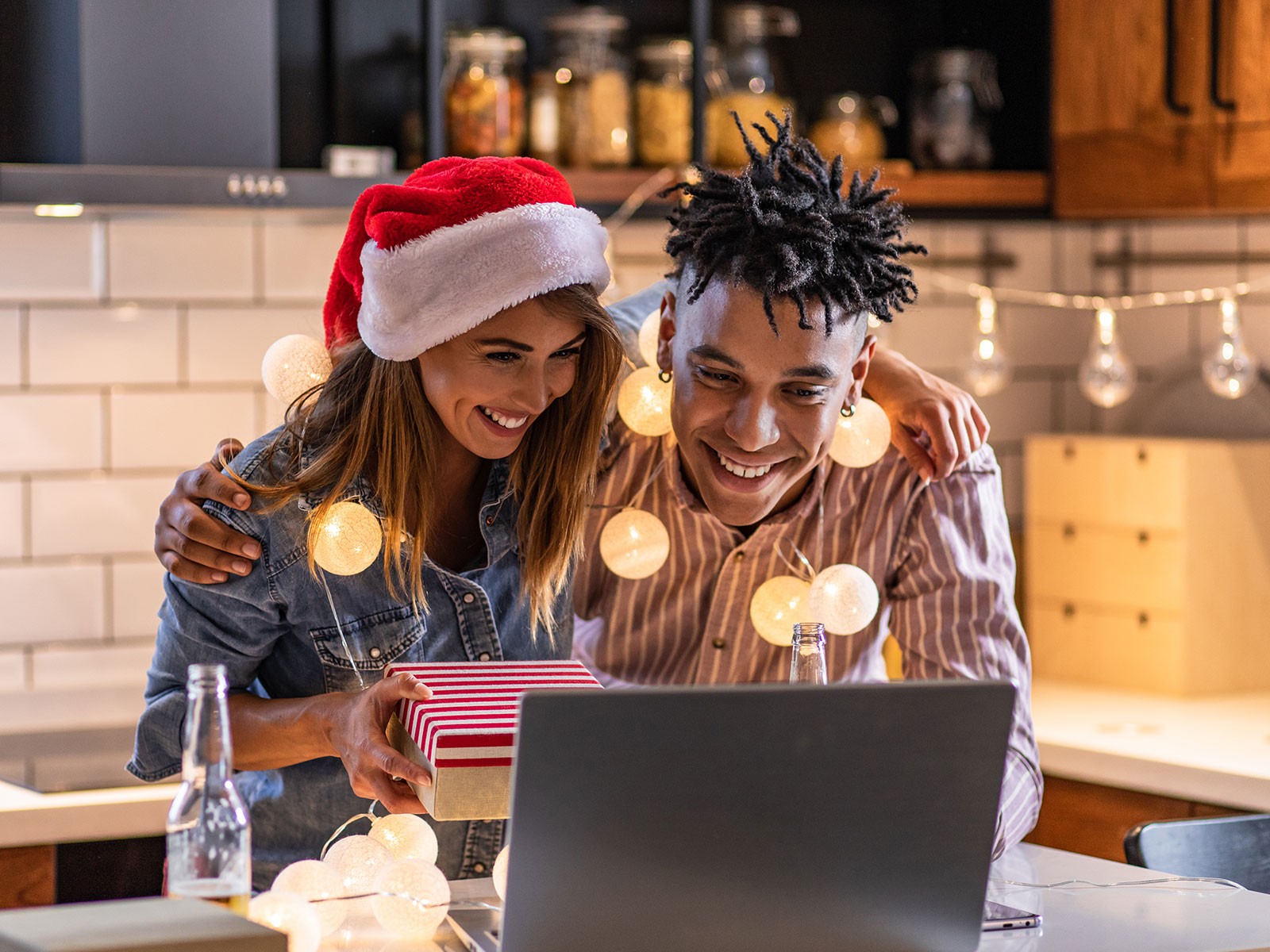 3 Easy Steps To Host A Fun Remote Holiday Party Blue Ridge 3-easy-steps-to-host-a-fun-remote-holiday-party-blue-ridge